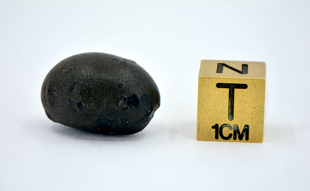 Wabar Pearl 1.95g – Top Meteorite